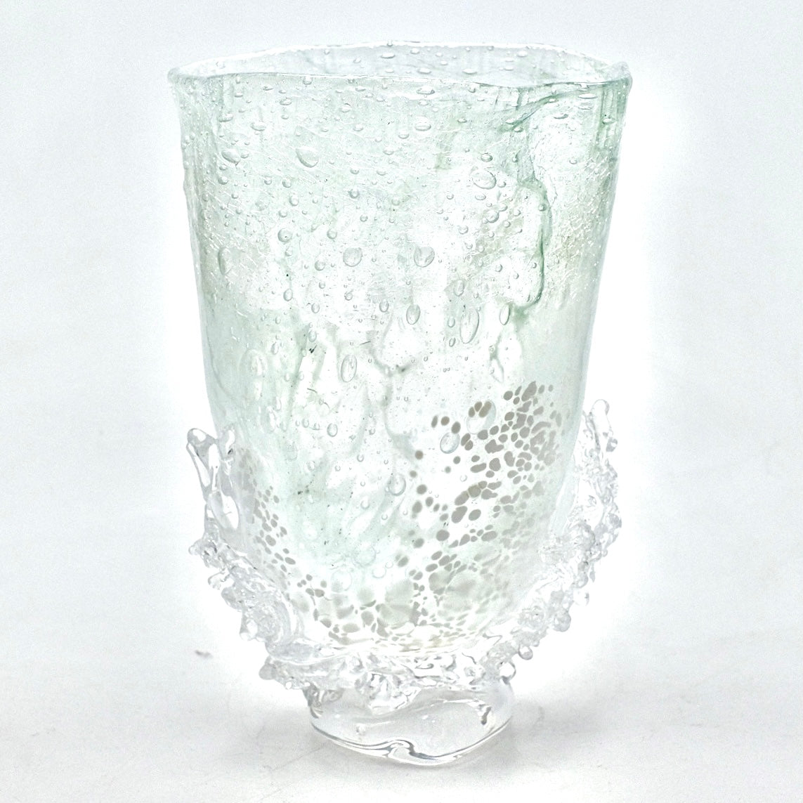 Glacier vase 01 – Vancouver Studio Glass
